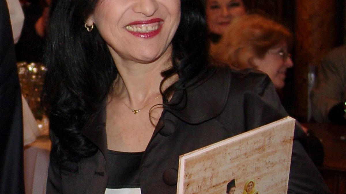 Elise Stan: “Eu chiar sînt căzută în cap”