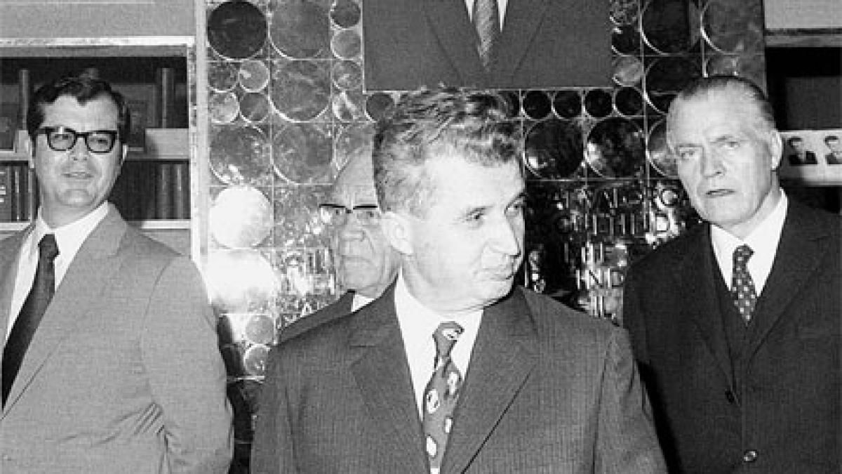 Viaţa lui Adrian Păunescu, povestită de Adrian Păunescu (8)