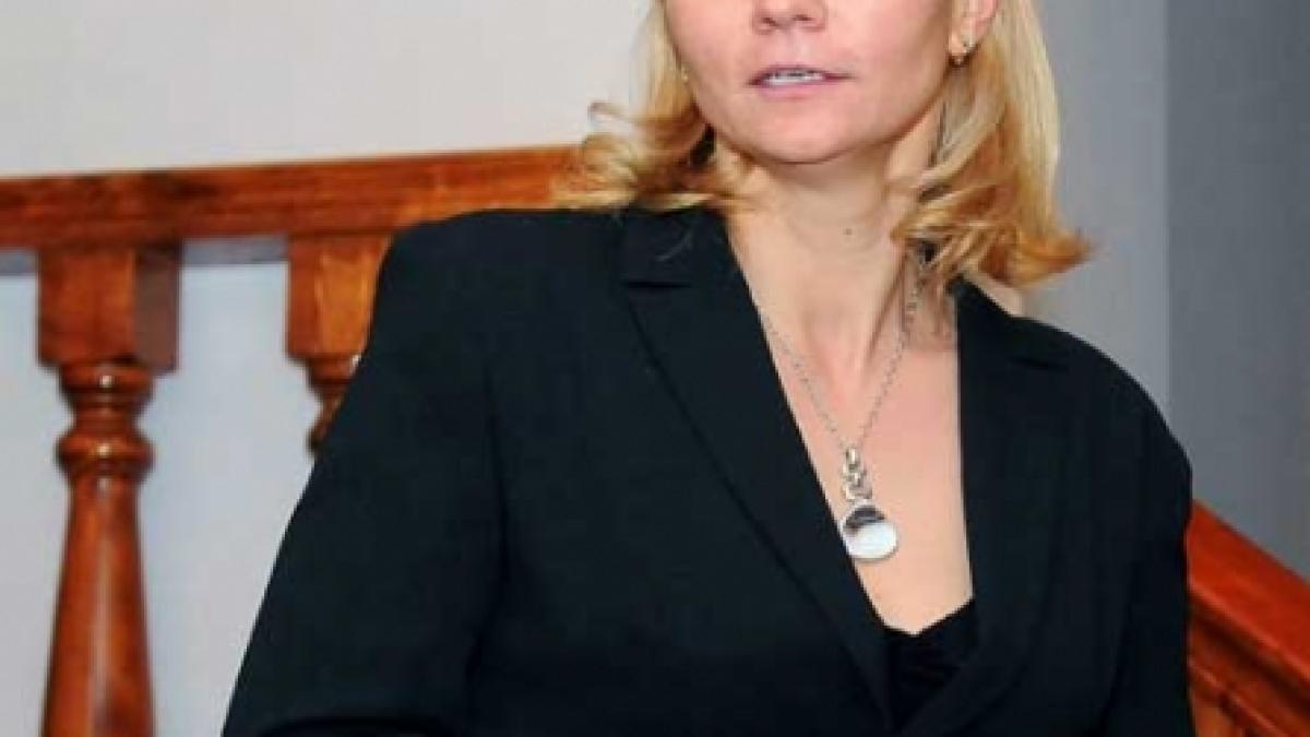 Ruxandra Dragomir, pe făraş