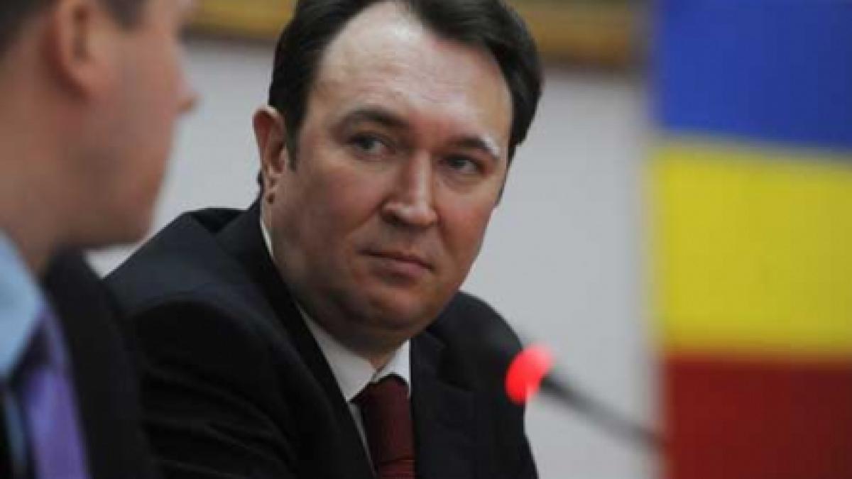 Ministrul de Justiţie al R. Moldova, Alexandru Tănase: "Politica ...