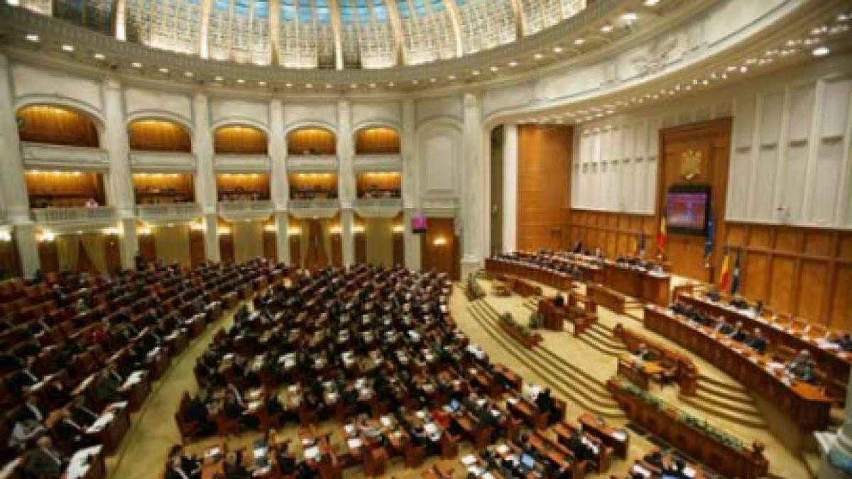 Deputatul PDL Dan Păsat, cercetat de procurorii DNA pentru şantaj