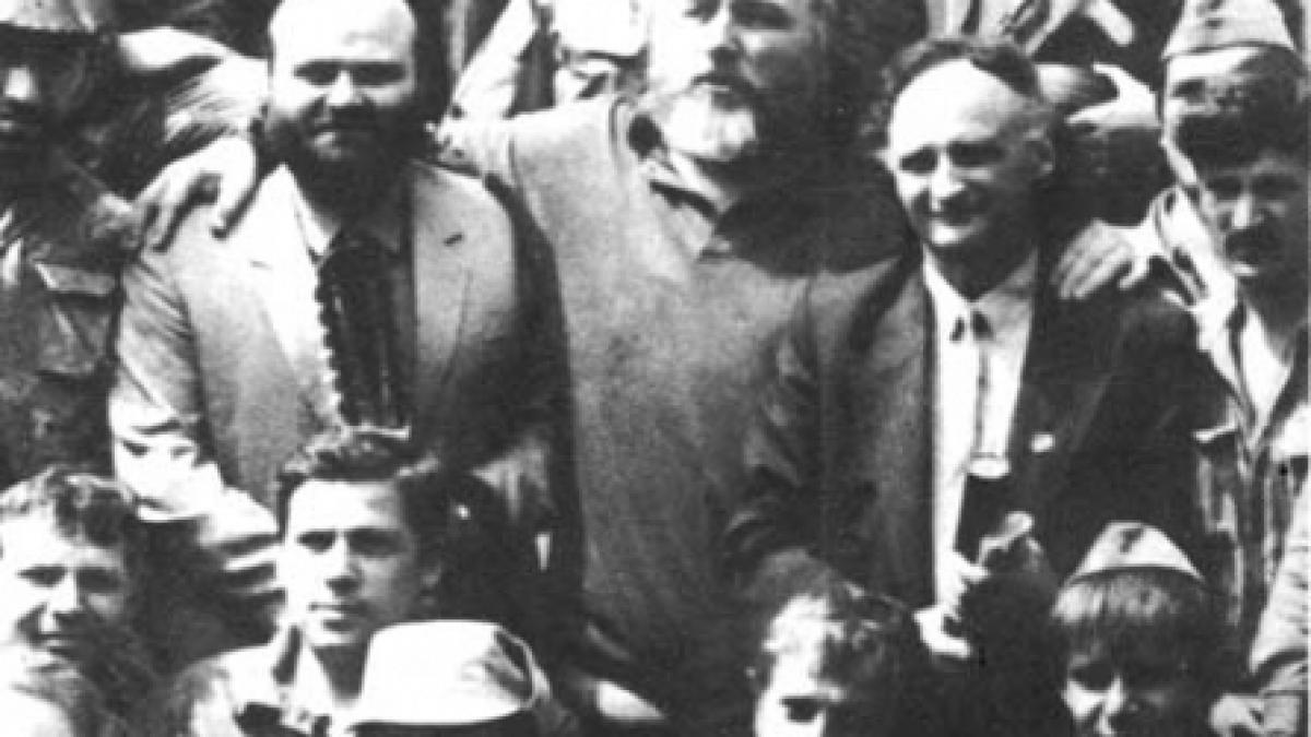 Viaţa lui Adrian Păunescu, povestită de Adrian Păunescu (60)