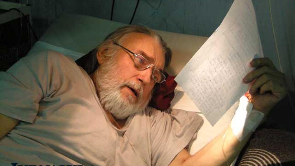 Cronicar şi la propria moarte!