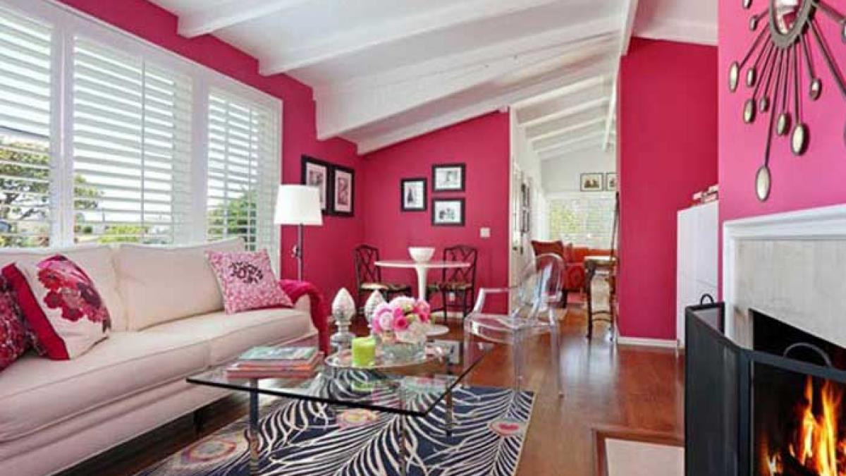 Viaţa în decoruri roz