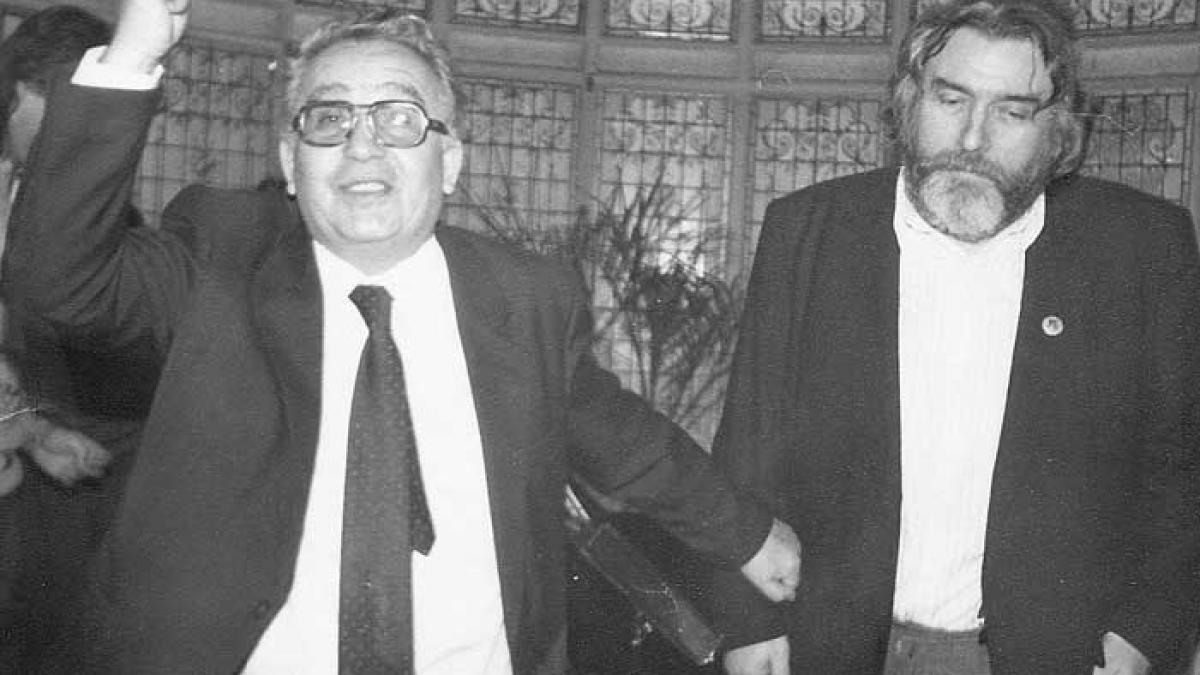 Viaţa lui Adrian Păunescu povestită de Andrei Păunescu