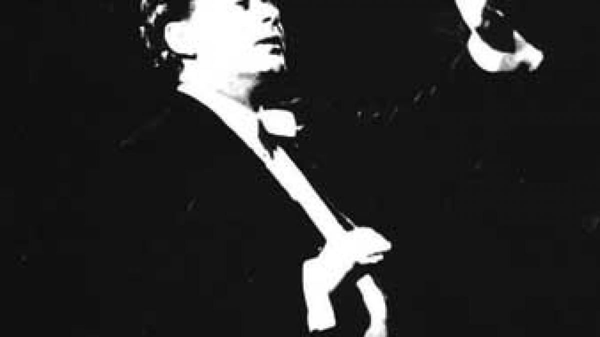 Dirijorul Marin Constantin. Portret eseistic de Viorel Cosma