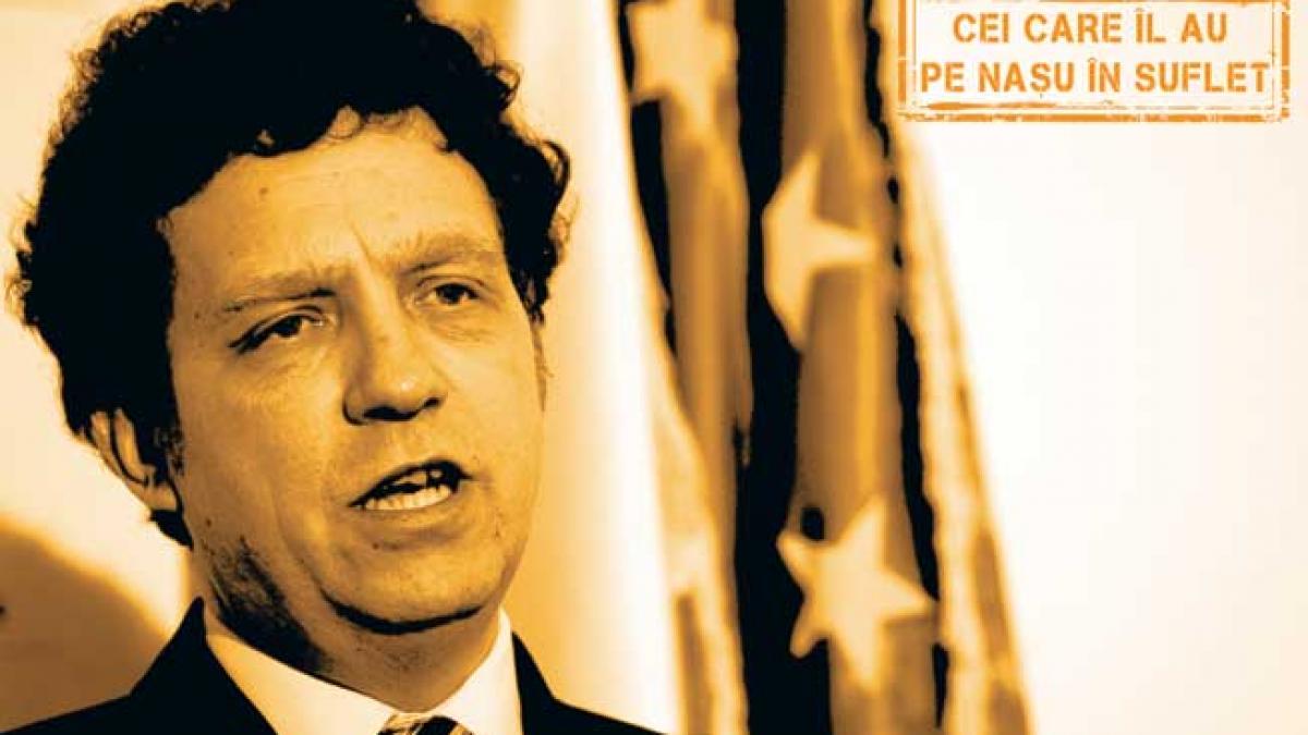 Cu suspendatu-n suflet şi Biblia pe capotă. Procurorul Horia Şelaru ...