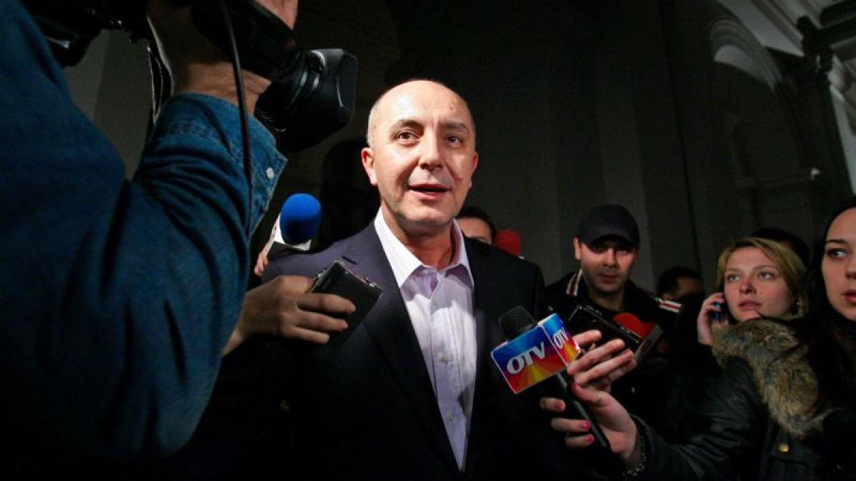 Puiu Popoviciu şi foştii şefi DGIPI şi DGA, Cornel Şerban şi Petru ...