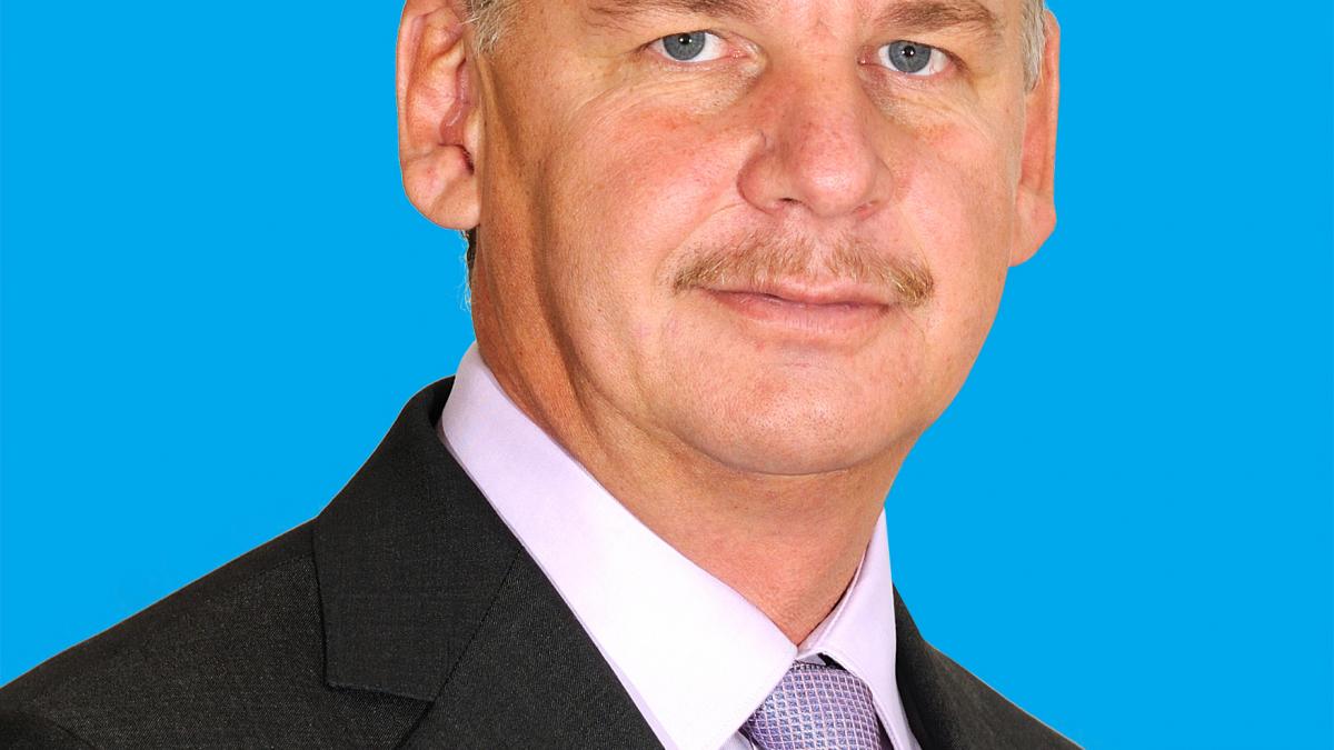 Profil de candidat: Avere de zeci de milioane de euro pe numele fiicei