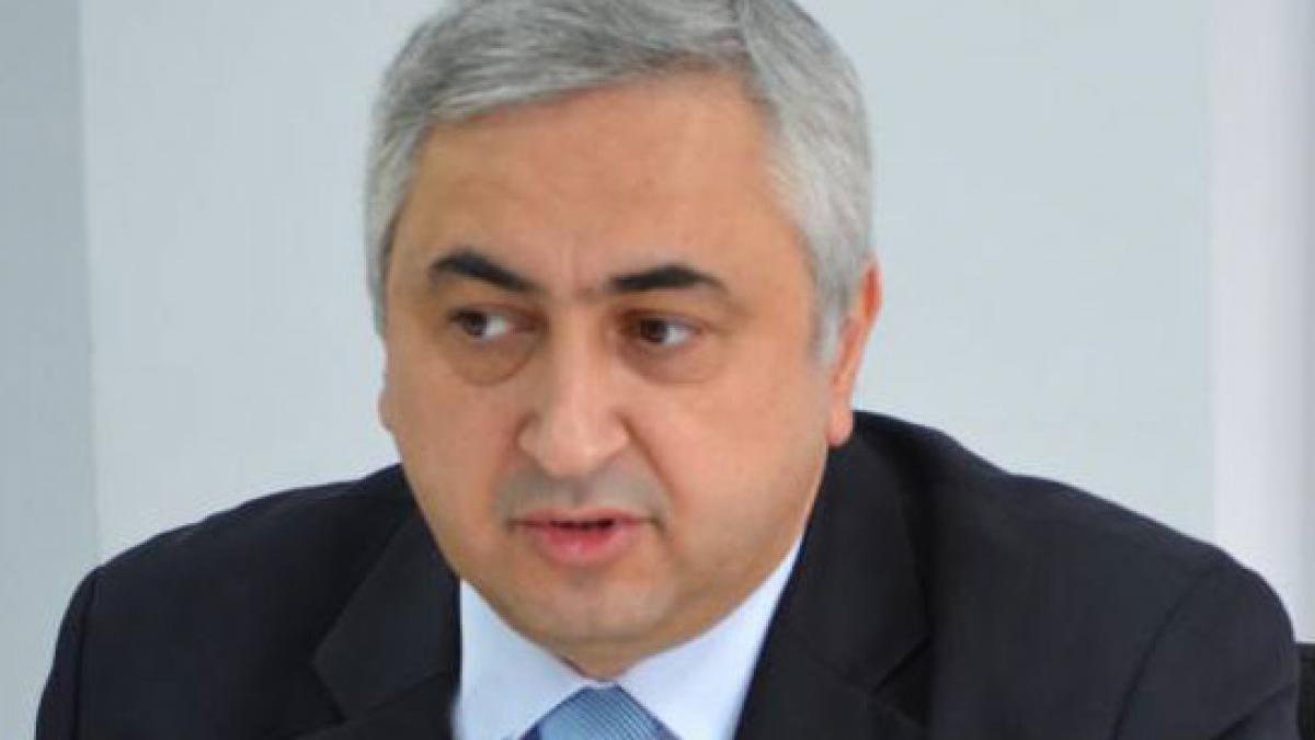 Valentin Popa: Nu este normal să existe erată cu greşelile din ...