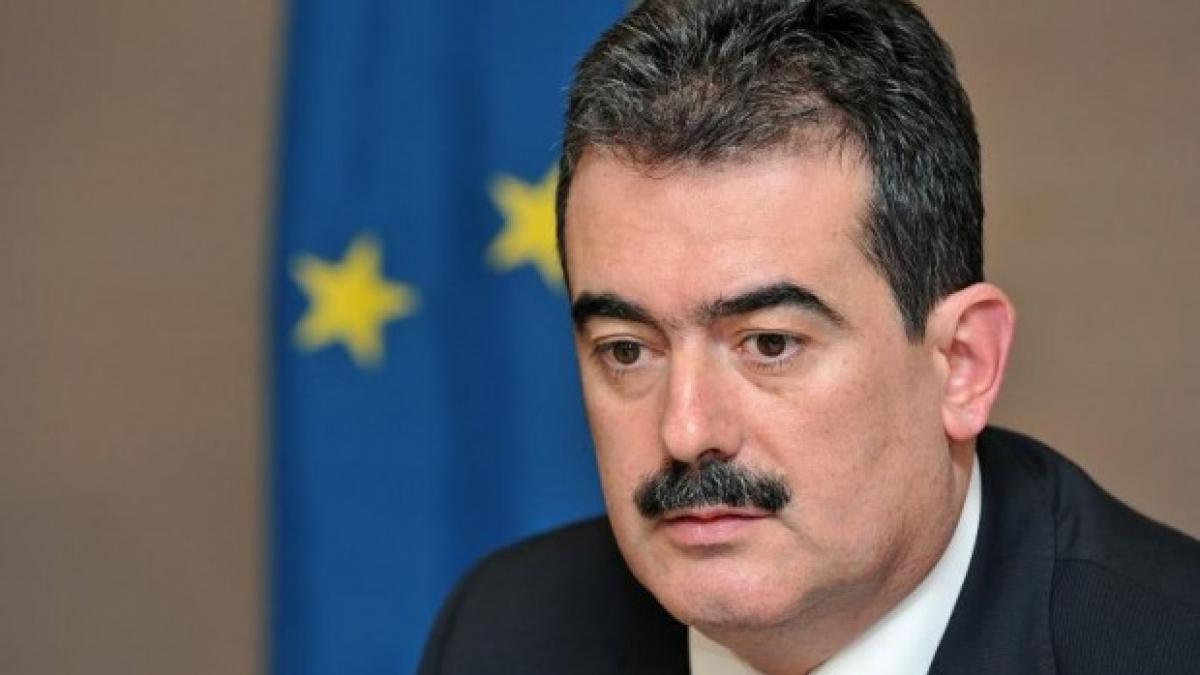 Andrei Gerea: Cu toată agitaţia sa, preşedintele ştie că moţiunea de ...