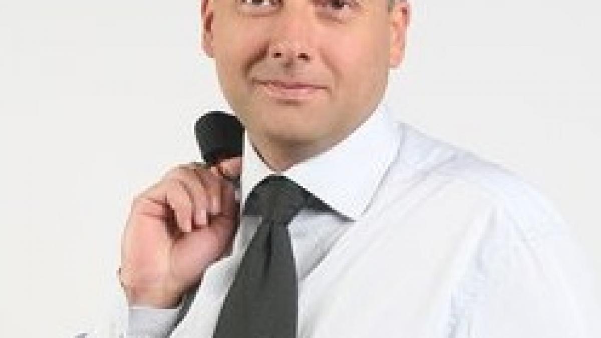 Timpul invențiilor lui Justin Capră a venit: mașini electrice ...