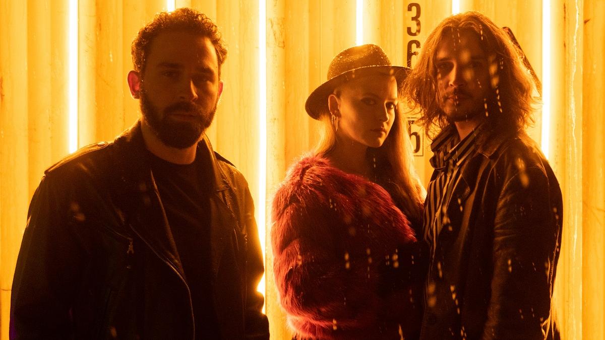 Trupa THE DIFFERENT CLASS a lansat “Ping Pong”, primul single de pe ...