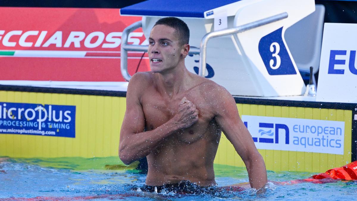 David Popovici, o nouă medalie de aur la 200 metri liber. Un nou record mondial de juniori