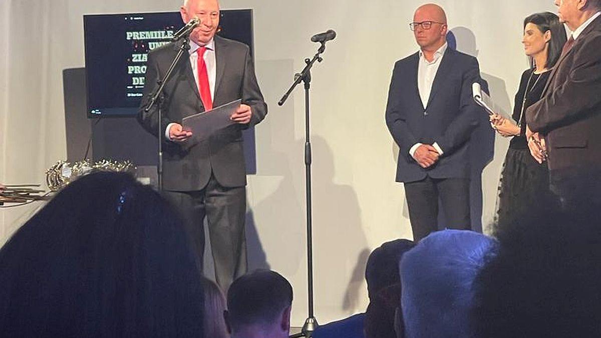Dan Constantin, senior-editor Jurnalul, premiat de Uniunea Ziariştilor ...