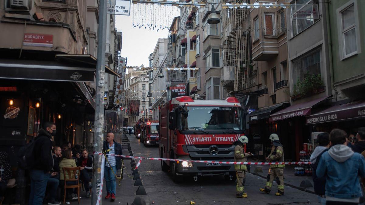 MAE: Nu sunt români printre victimele exploziei din Istanbul