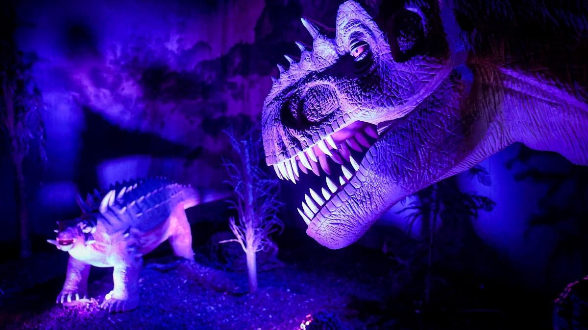 O nouă specie de dinozaur, descoperită în Geoparcul Internațional ...