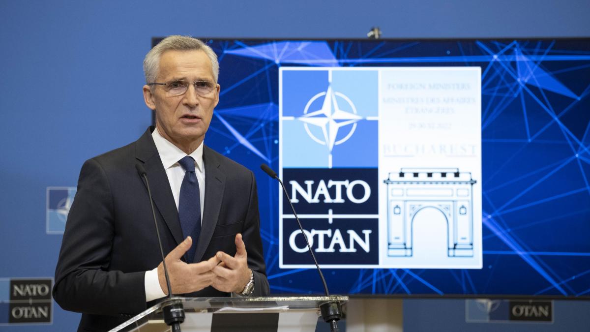 NATO va intensifica acţiunile de apărare şi descurajare, pentru ...