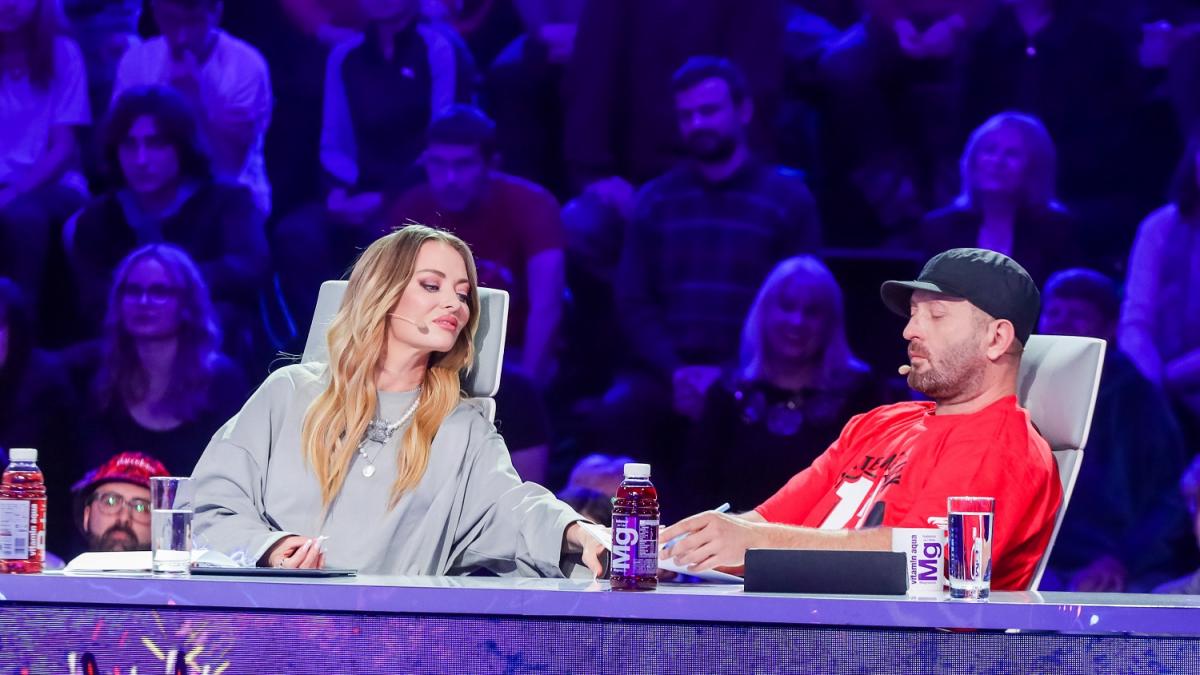 Maria Grosu s-a calificat direct în finala sezonului 14 iUmor. Delia ...