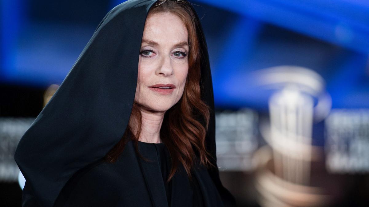 Isabelle Huppert, din nou pe marele ecran: Sindicalista intră în ...
