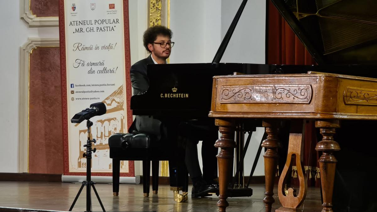 Pianistul Cătălin Răducanu va încheia la Ateneul Român, pe 24 octombrie, Turneul Național Un ...