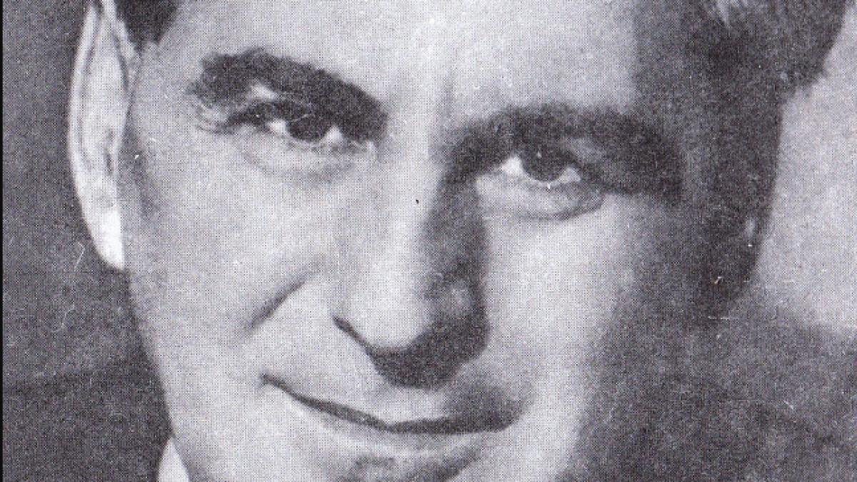 George Călinescu, cel mai spectaculos personaj al literaturii române