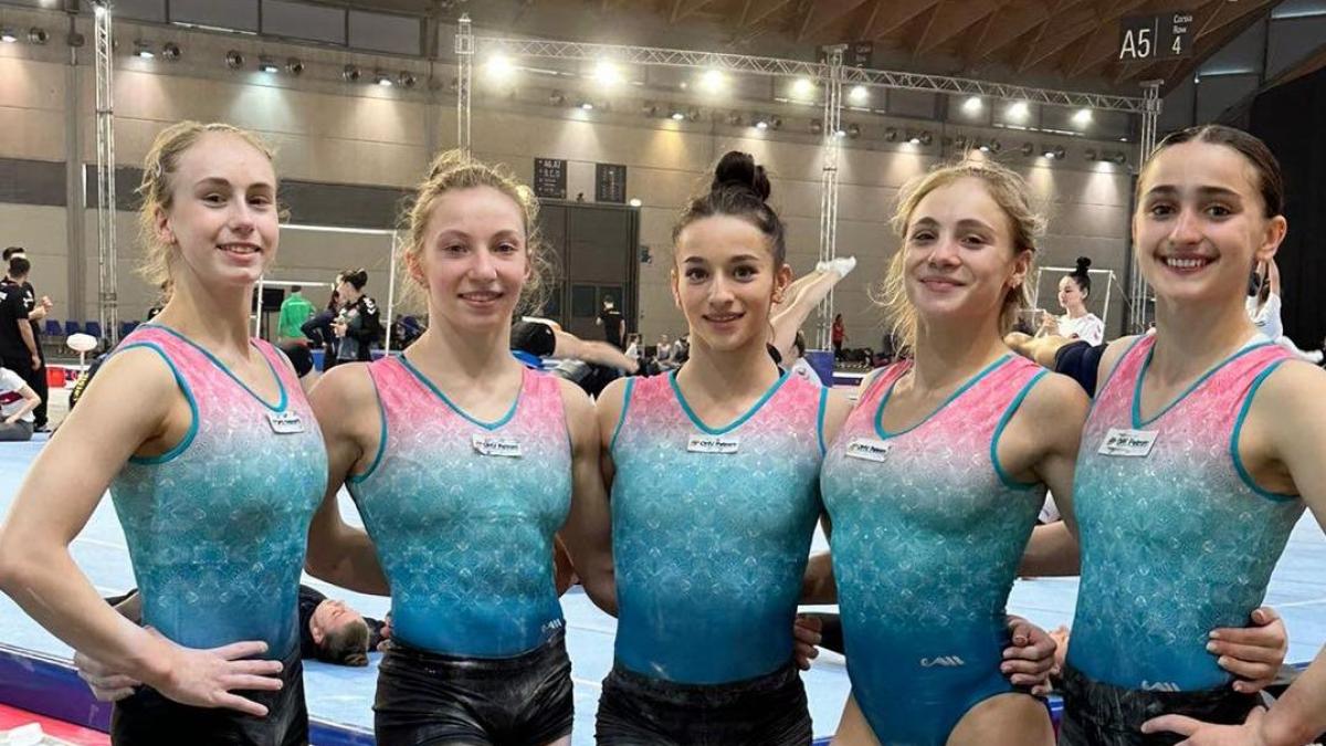 Gimnaste din România participă de joi la Campionatele Europene de la Rimini