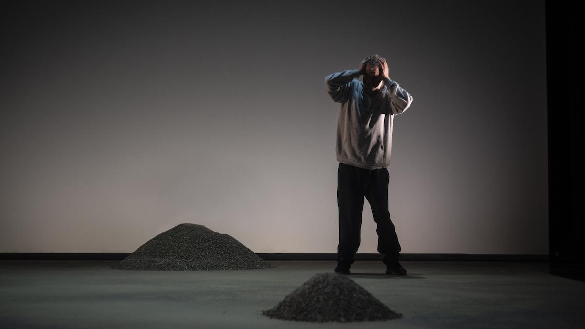 Moment rar: spectatorii asistă la nașterea unui spectacol de teatru ...