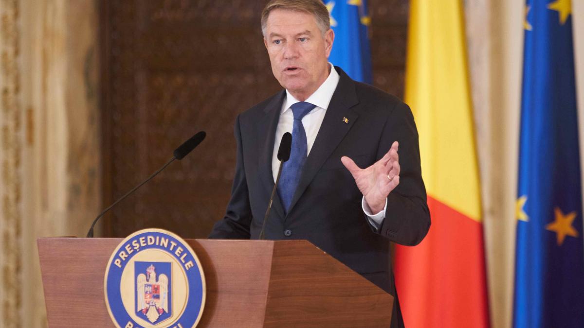 Klaus Iohannis îl felicită pe Donald Trump după inaugurare: România vă ...