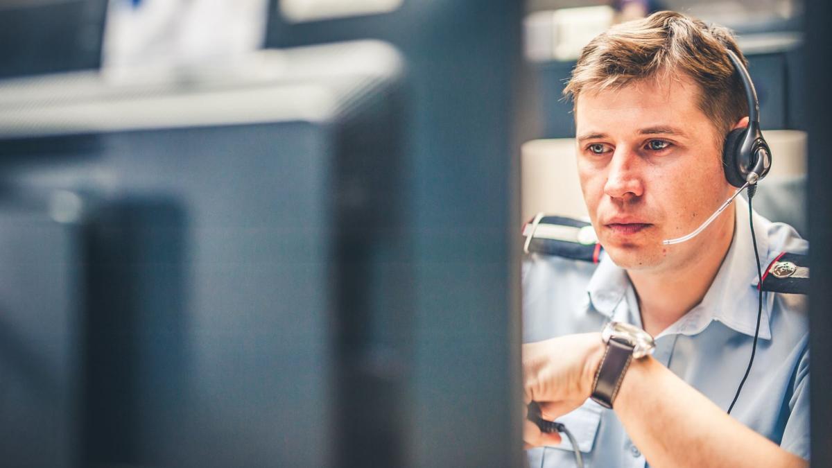 Cifre îngrijorătoare: Doar 6 din 10 apeluri la 112 au fost urgențe ...