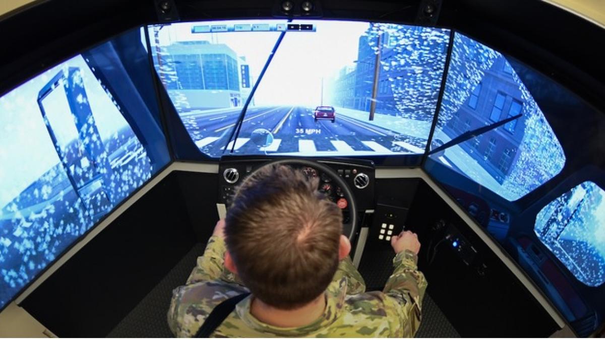 „Jucării” inteligente, pentru „băieții cu ochi albaștri”: SRI sparge un ...