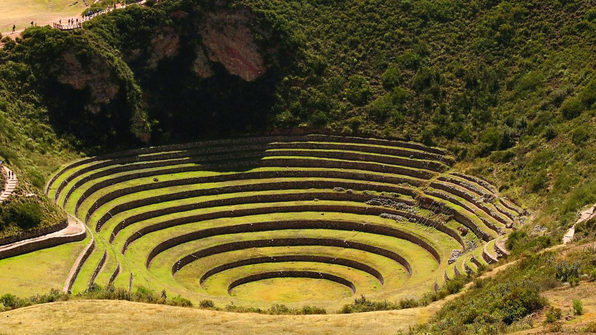 Peste Ocean, în America Latină