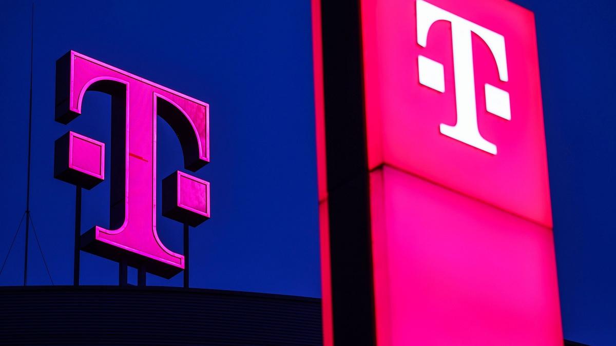 Consiliul Concurenței a autorizat preluarea cu condiții a Telekom ...