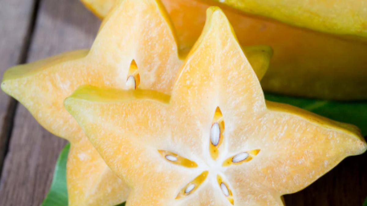 Ce este Carambola, fructul stea care cucerește România