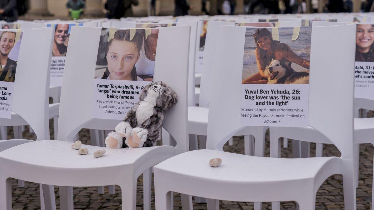 Israel: Val de emoţie şi reacţii politice după sinuciderea unui ...