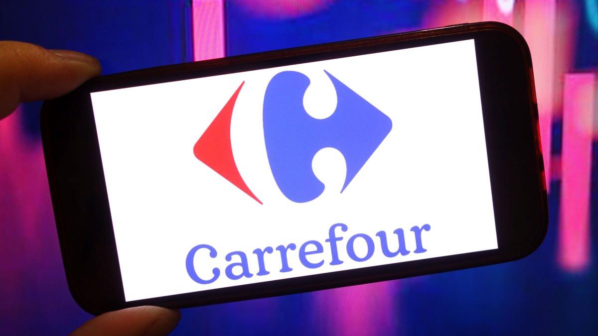 Frații Pavăl, fondatorii Dedeman, vor să cumpere Carrefour România ...