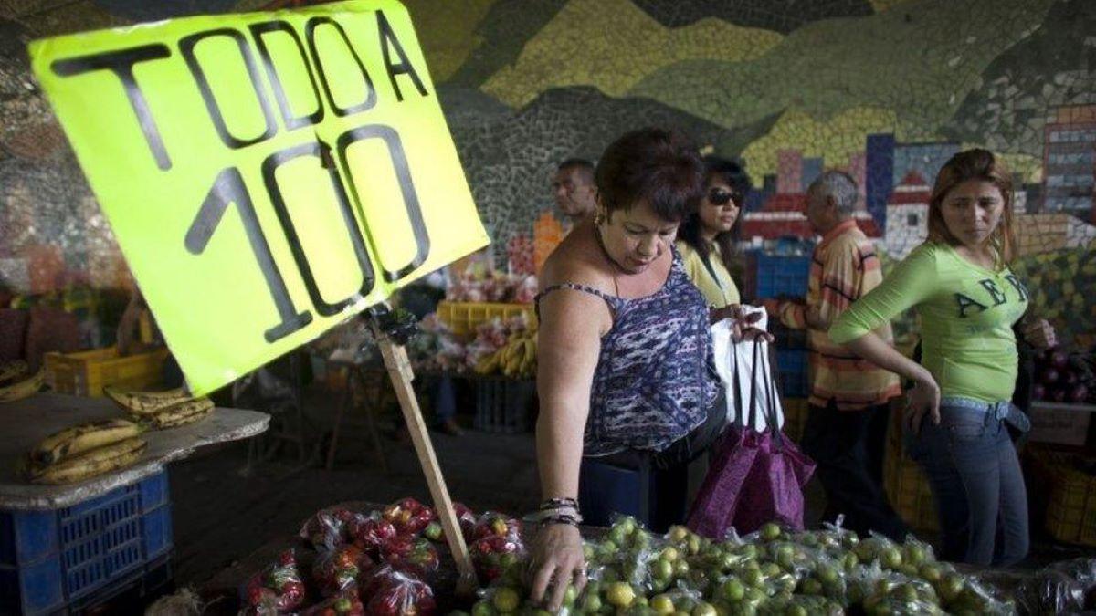 Venezuela: speriați de prețul la pui, nu de război