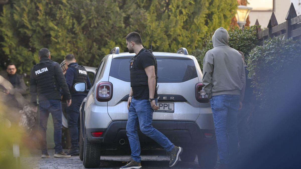 DNA lovește la Primăria Sector 5: Percheziții în dosar corupție ...