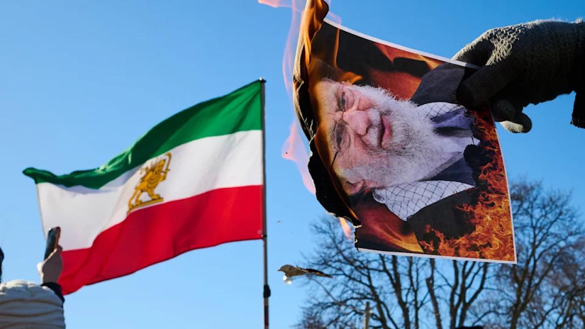 Ayatollah - sâmburii unui cuvânt-emblemă